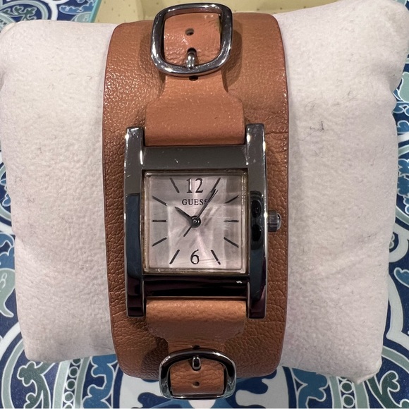 Guess | Accessories | Vintage Guess Genuine Leather Watch | Poshmark